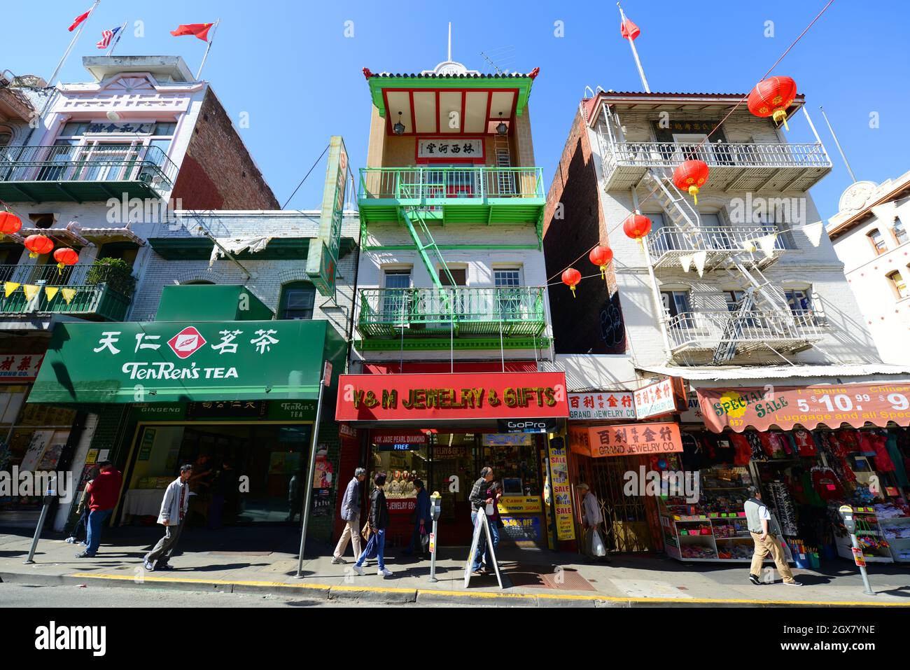 Antique Chinese style commercial buildings on 953 Grant Avenue near ...