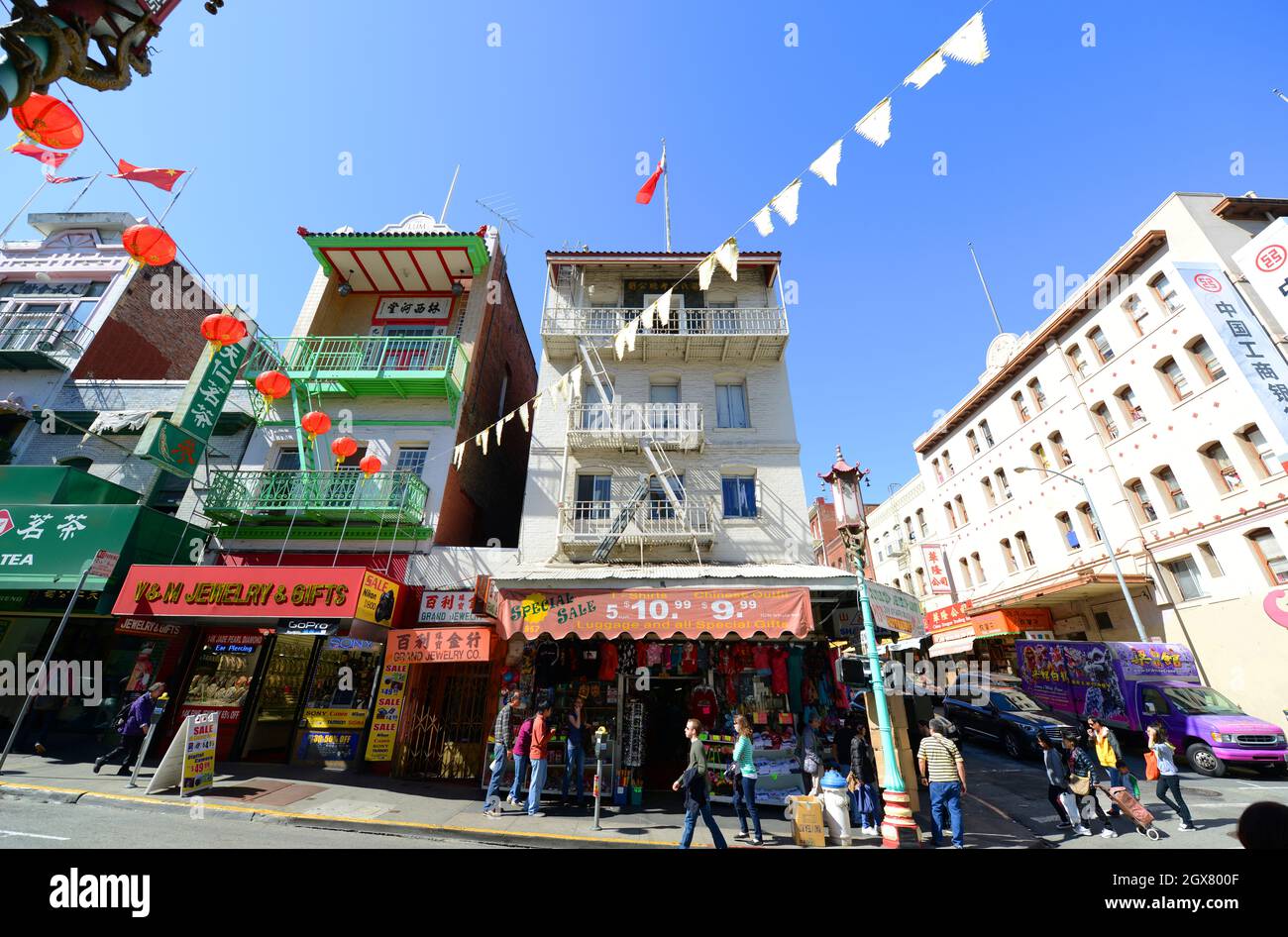 Antique Chinese style commercial buildings on 957 Grant Avenue at ...