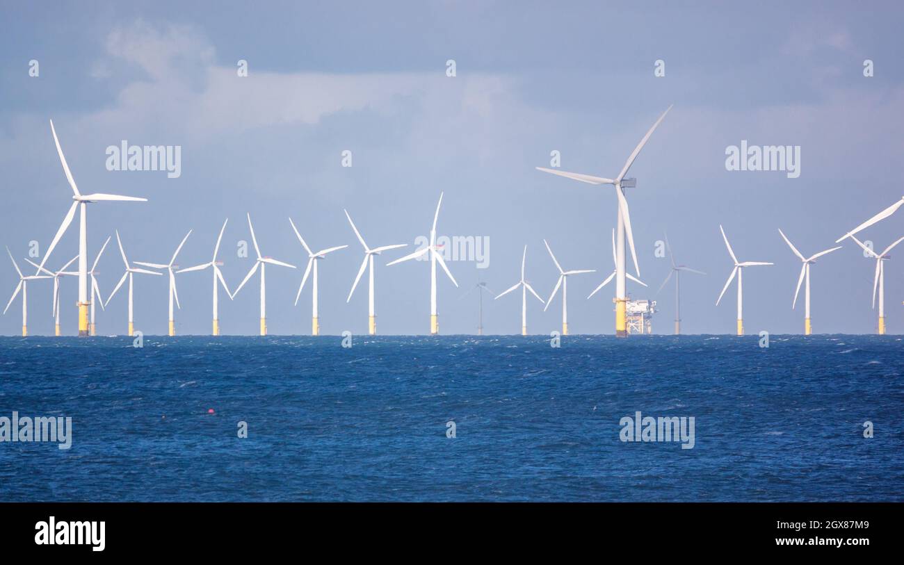 Ecological windfarm hi-res stock photography and images - Alamy