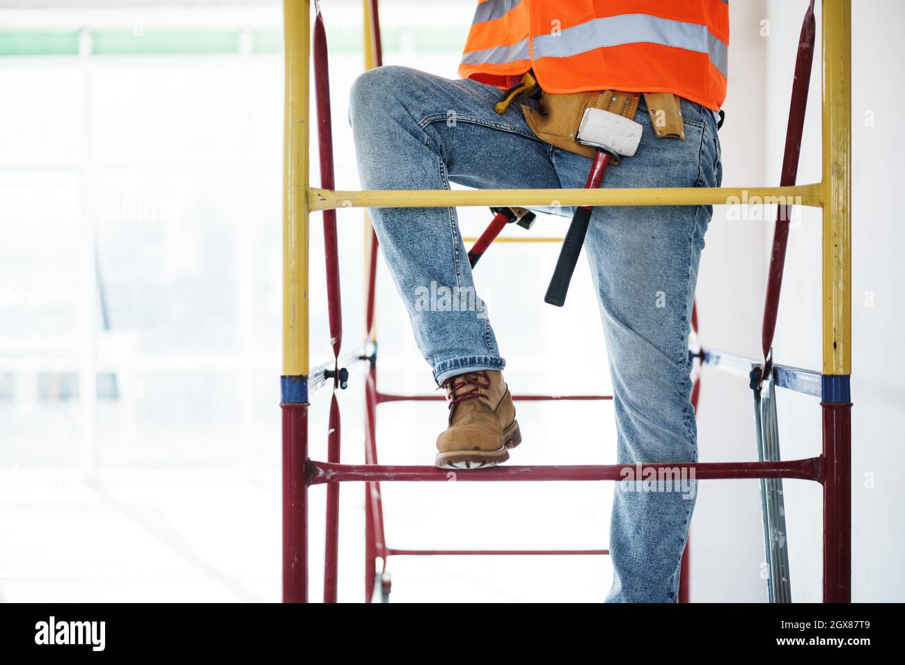 Attractive men building site hi-res stock photography and images - Alamy