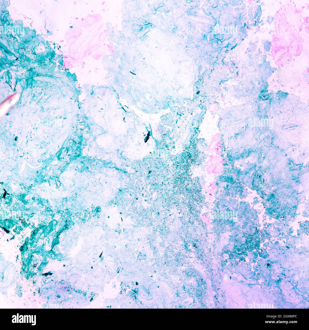 Coloured patterns on water surface Stock Photo - Alamy