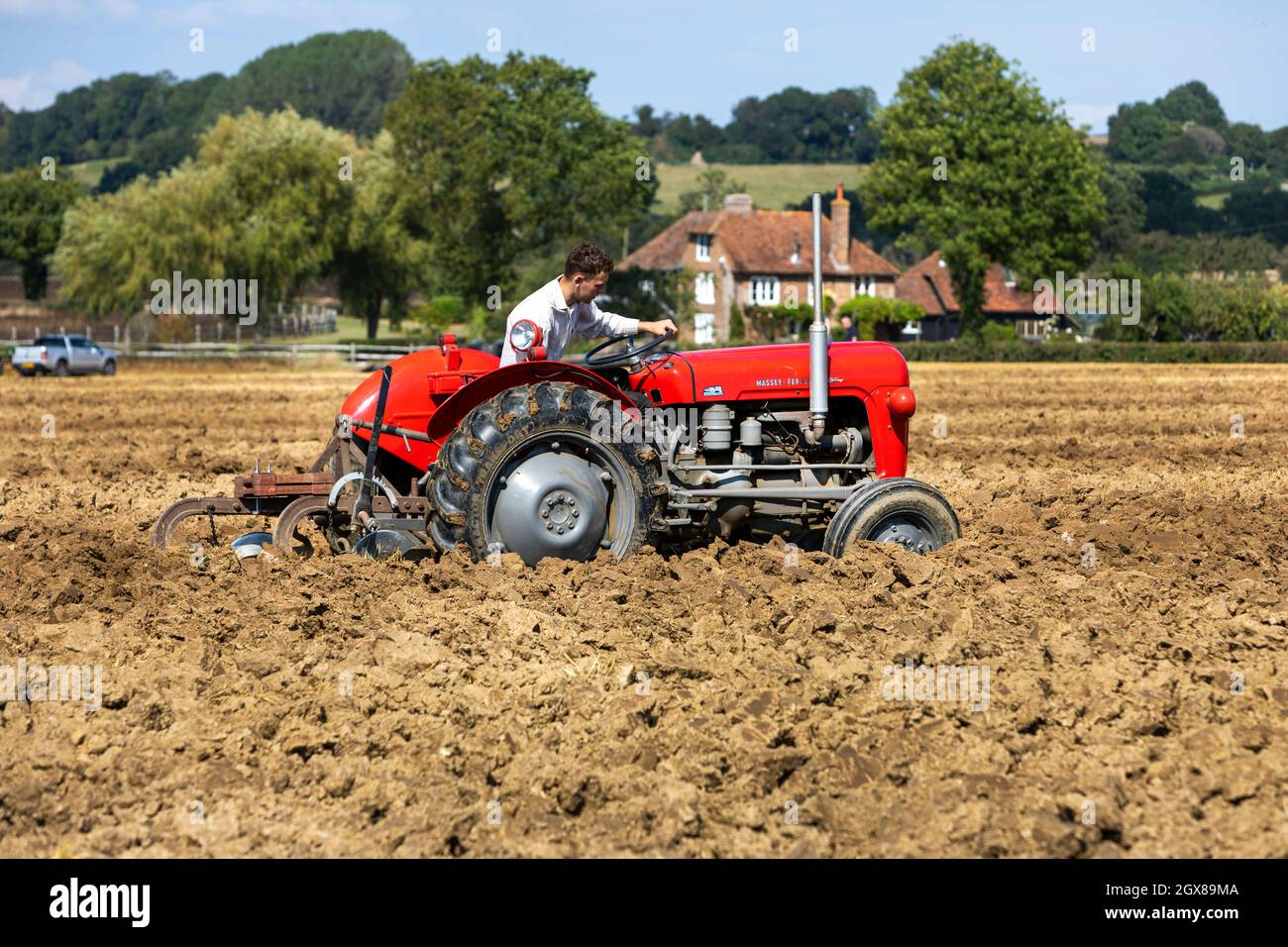 Massey ferguson 35 tractor hi-res stock photography and images - Alamy