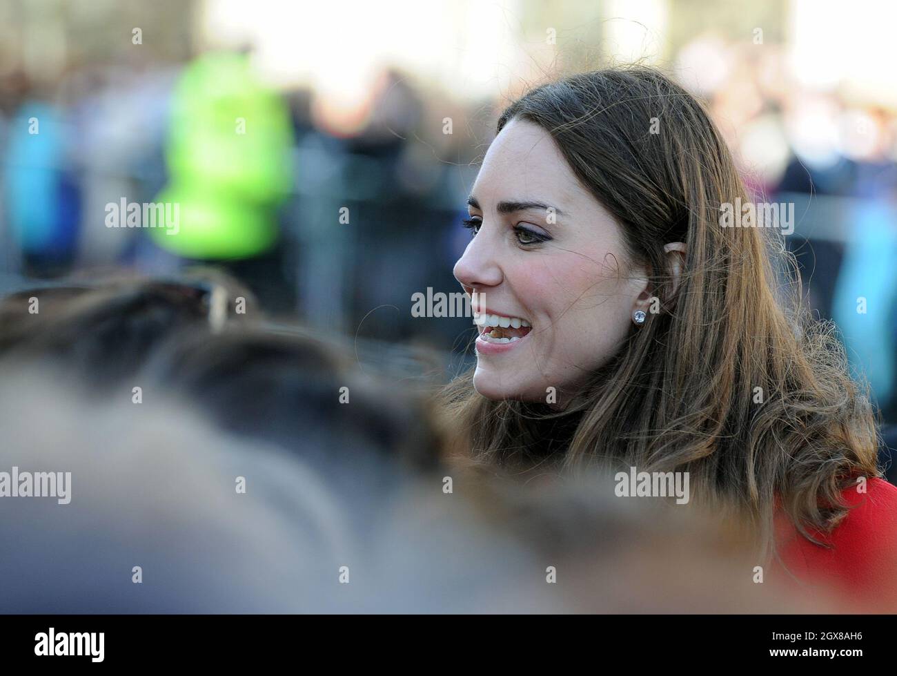 Prince William and Kate Middleton visit St. Andrews University in ...