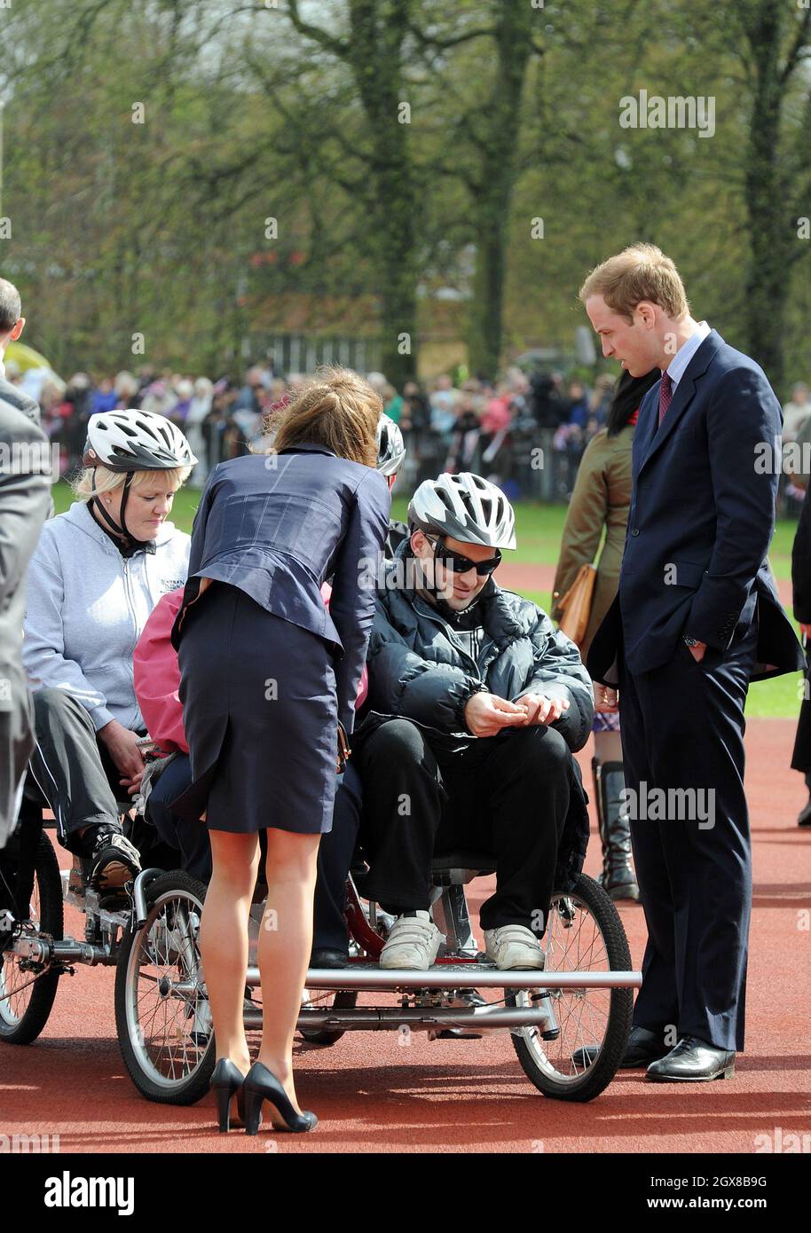 Prince William and Kate Middleton take part in disabled cycling ...