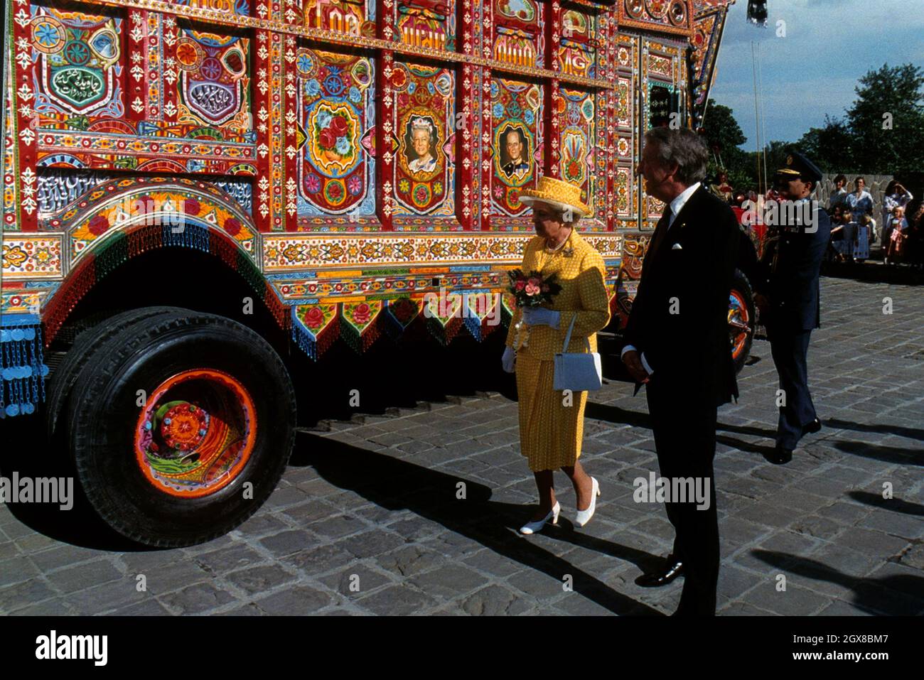 Queen lorry truck hi-res stock photography and images - Alamy