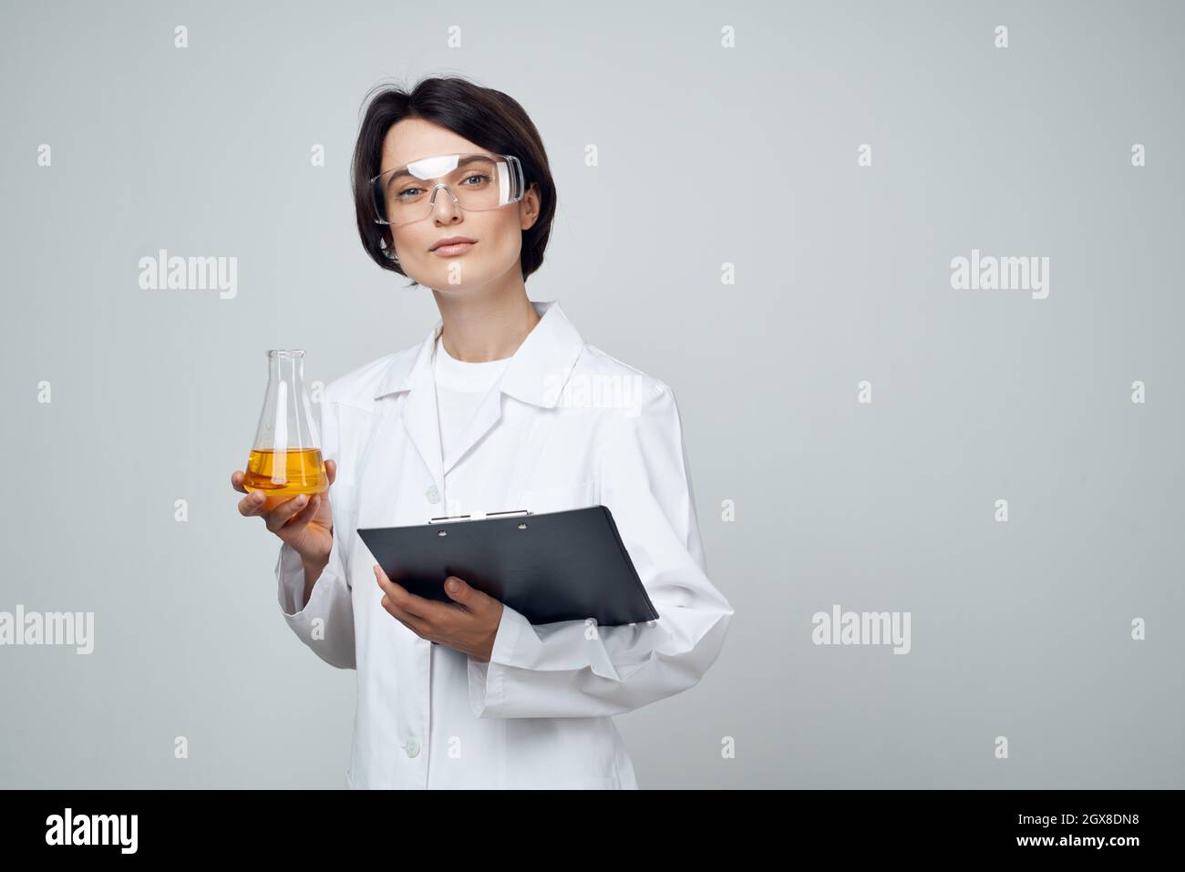 woman laboratory assistant testing analysis research science Stock ...