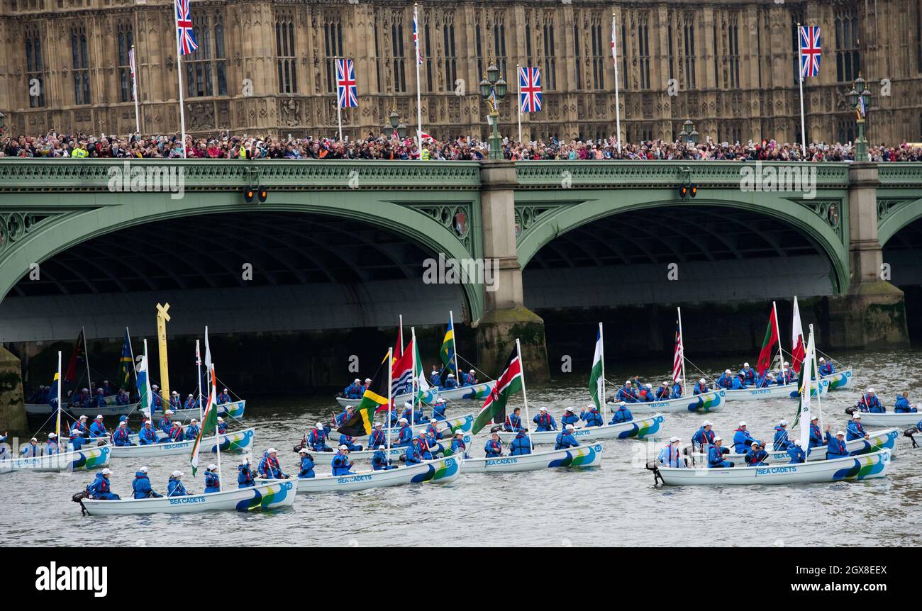 Thames river pageant hi-res stock photography and images - Alamy