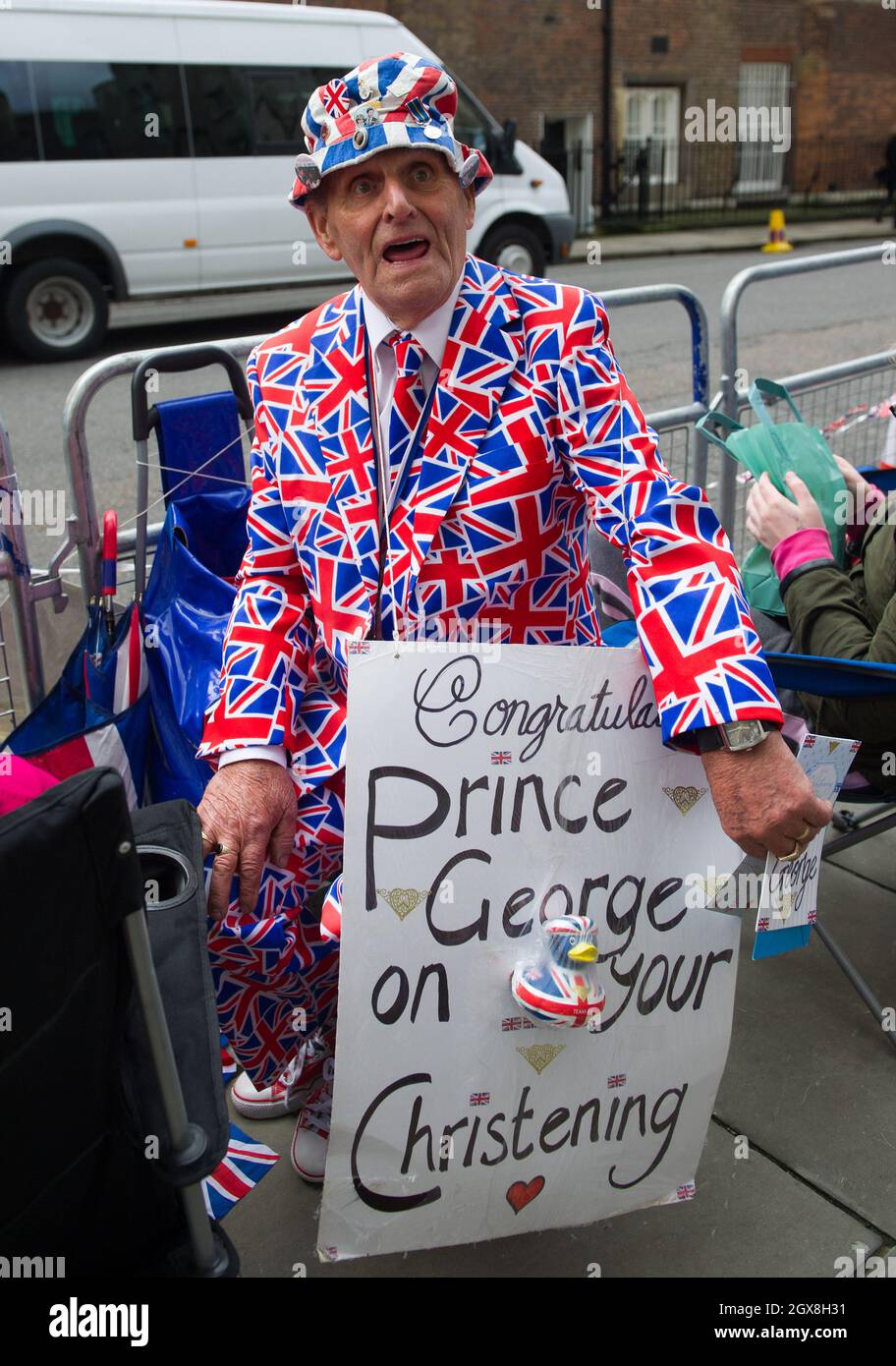 Royalist Terry Hutt waits outside St. James's Palace ahead of the ...