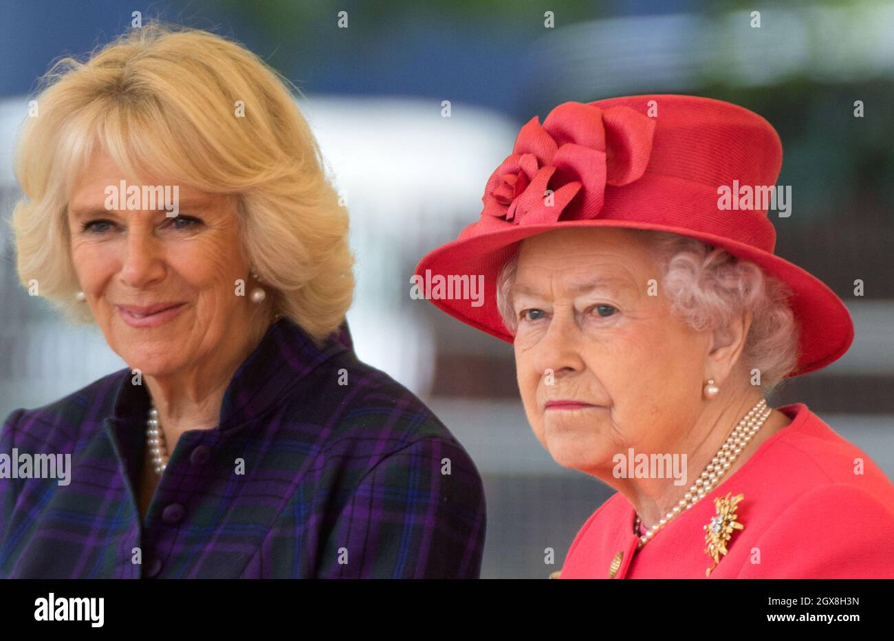 Queen elizabeth visit brixton hi-res stock photography and images - Alamy