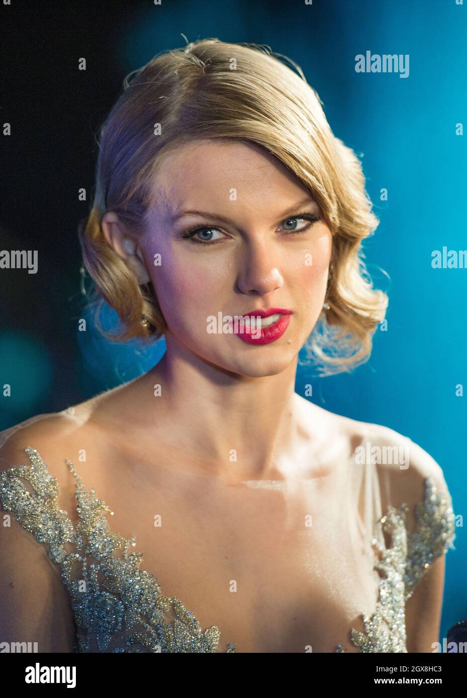 Taylor Swift arriving for the Centrepoint Winter Whites Gala held at ...