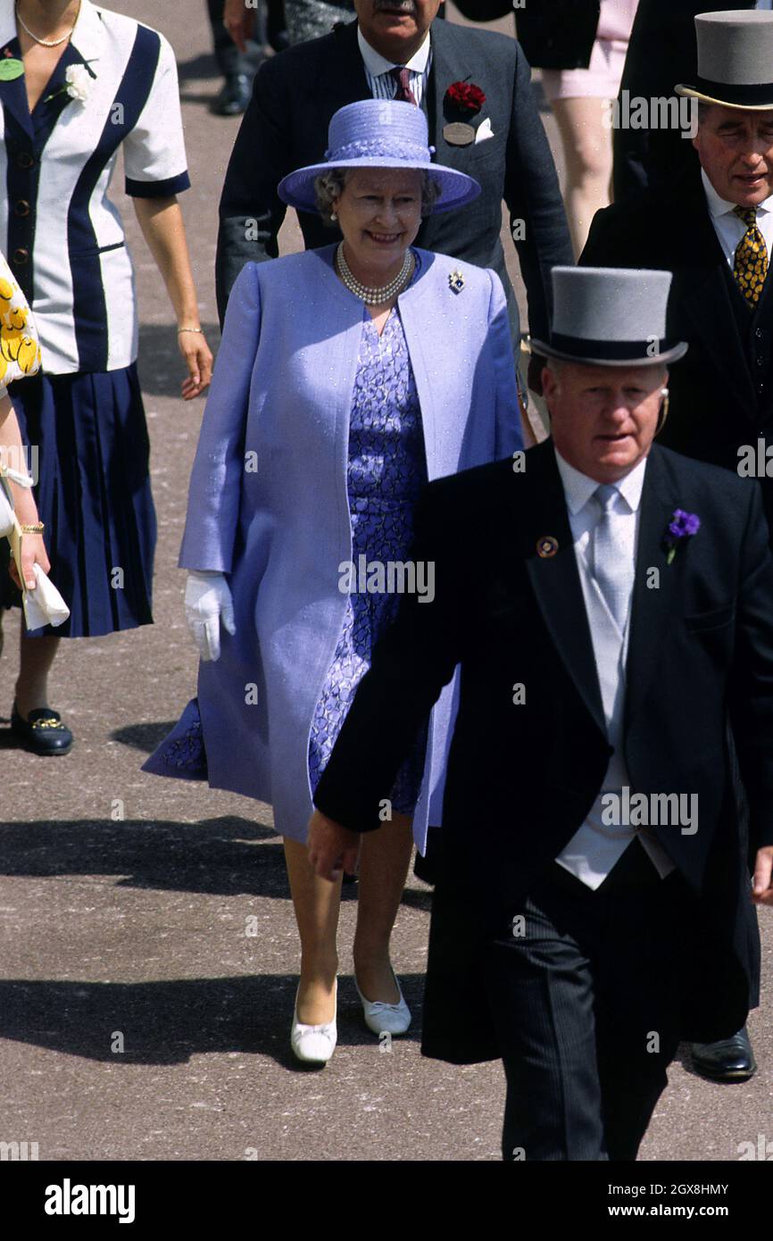 Queen Elizabeth II attending Royal Ascot at Ascot Racecourse Stock ...