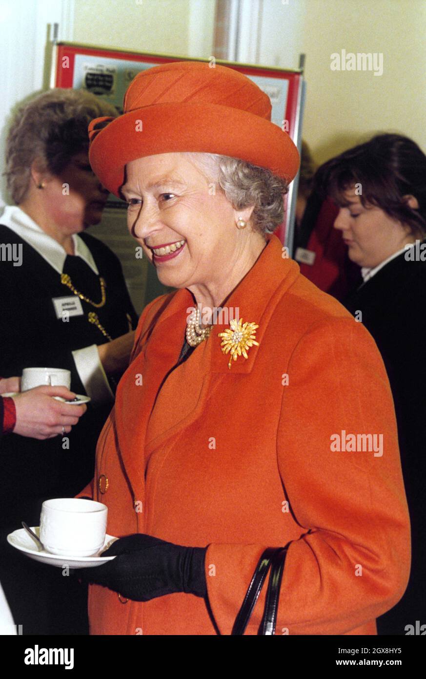 Queen elizabeth tea cup hi-res stock photography and images - Alamy