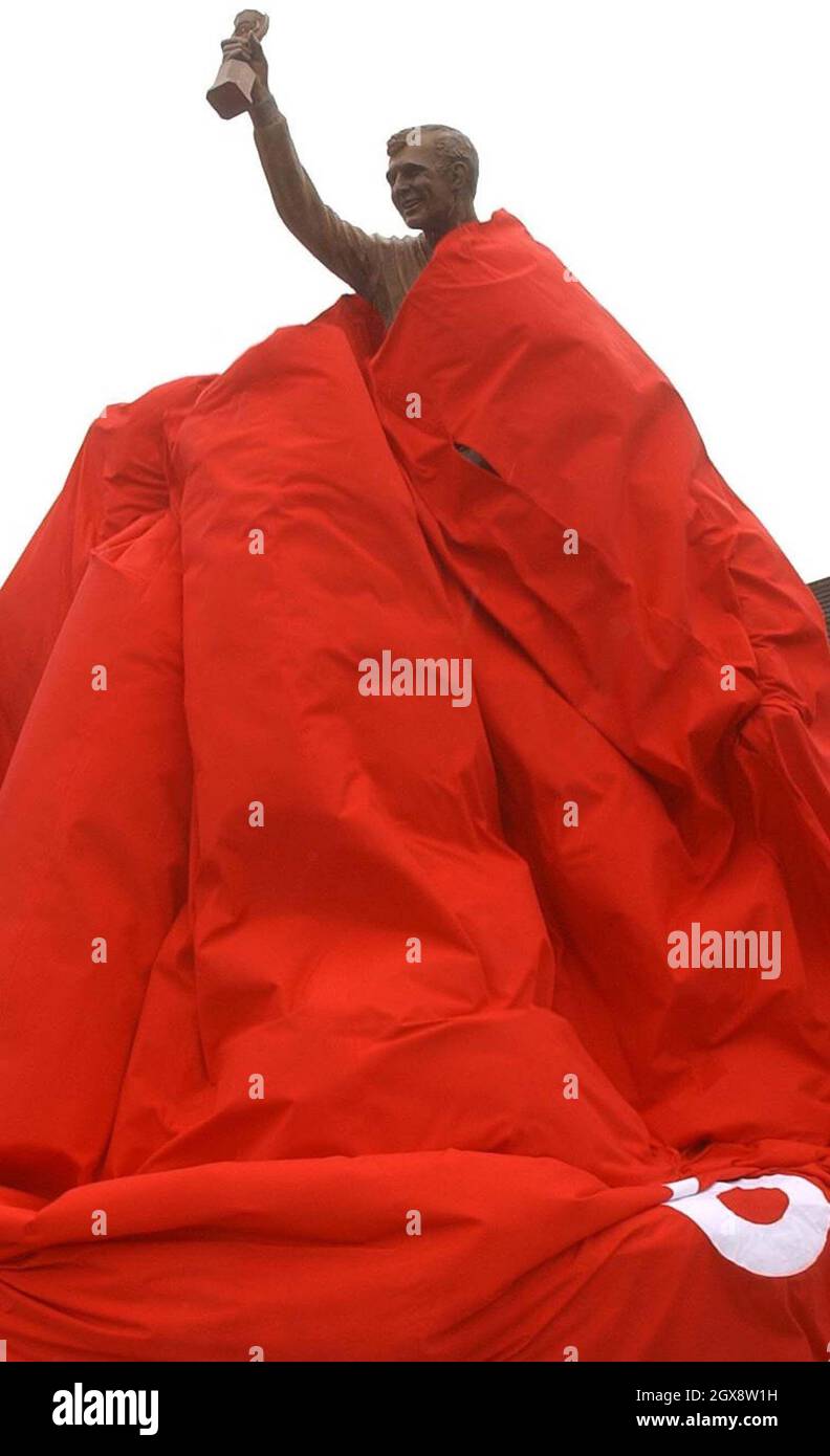 A new four tonne bronze statue is unveiled by the Duke of York outside ...