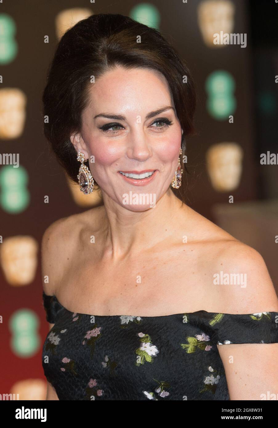 Princess catherine kate middleton headshot head shot hi-res stock ...