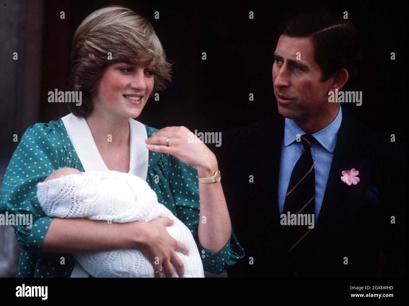 The Prince and Princess of Wales with newborn son baby Prince William ...