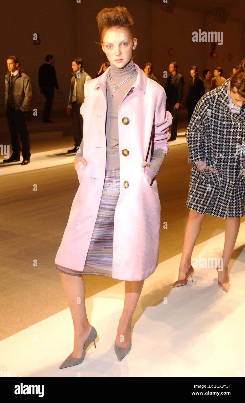 Models on the catwalk at the Perry Ellis 2004 Fashion Show in New York ...