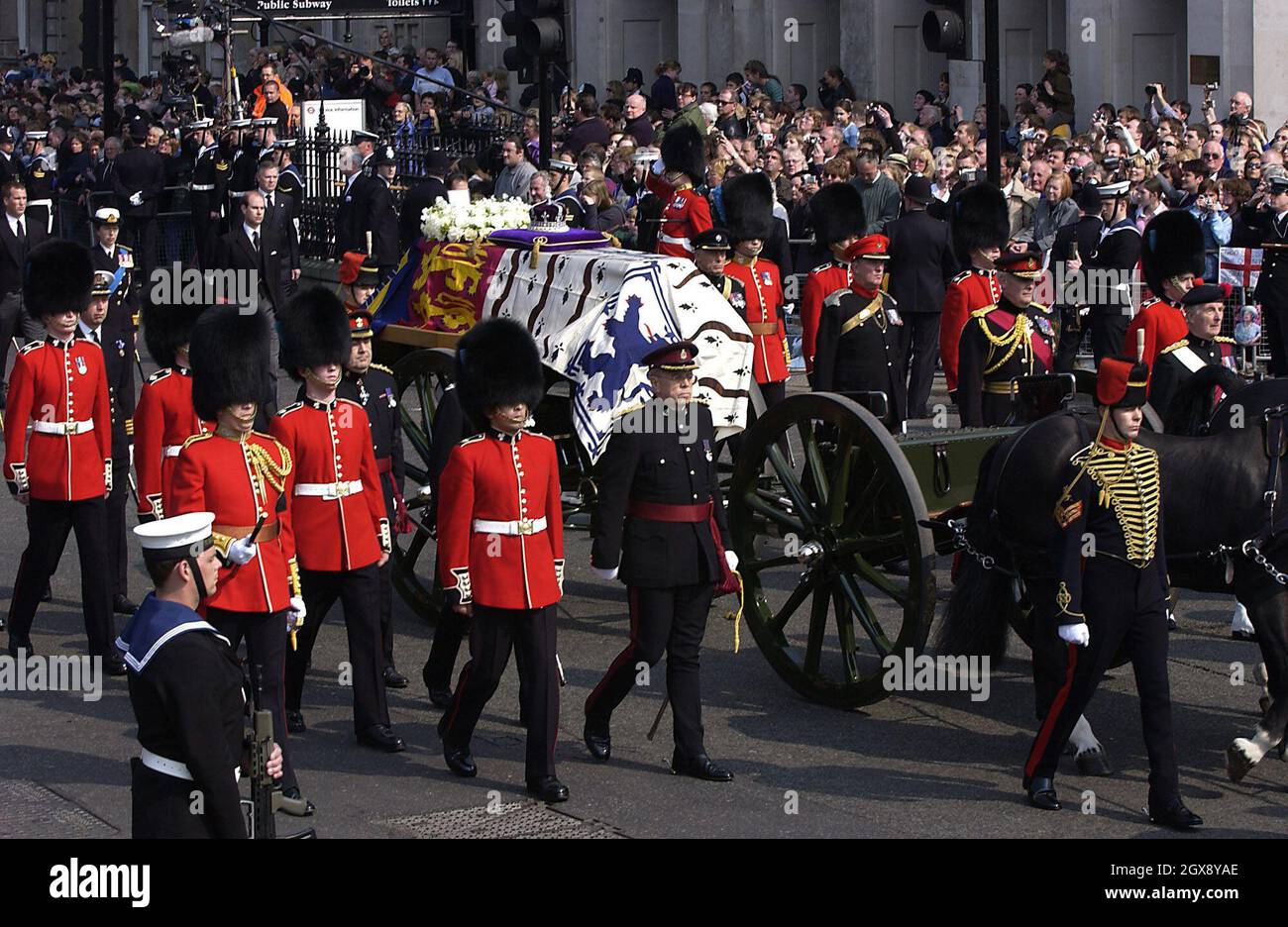 The Queen Mother coffin being taken from Parliment Square to ...