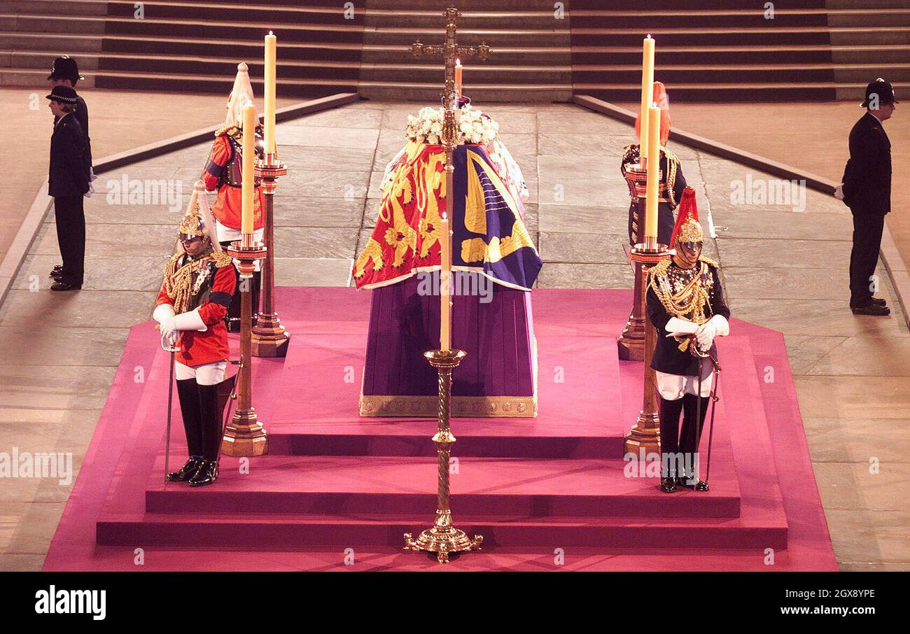 The Queen Mother's coffin laying in state in Westminster Abbey, London ...