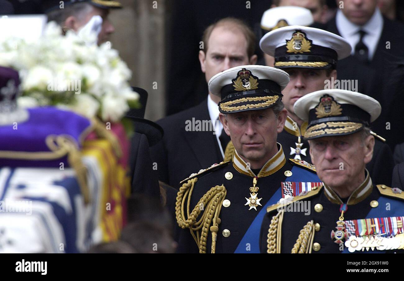 Prince Charles and Prince Edward at the Queen Mother funeral at ...