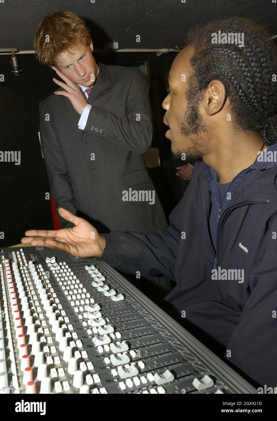 Kids recording studio hi-res stock photography and images - Alamy