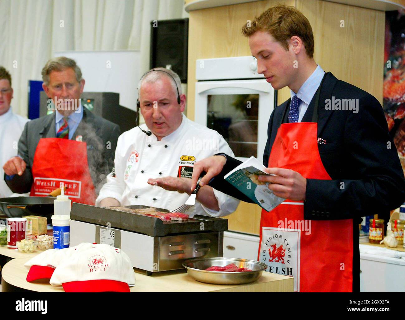 Prince William tries his hand at cooking with his father The Prince of ...