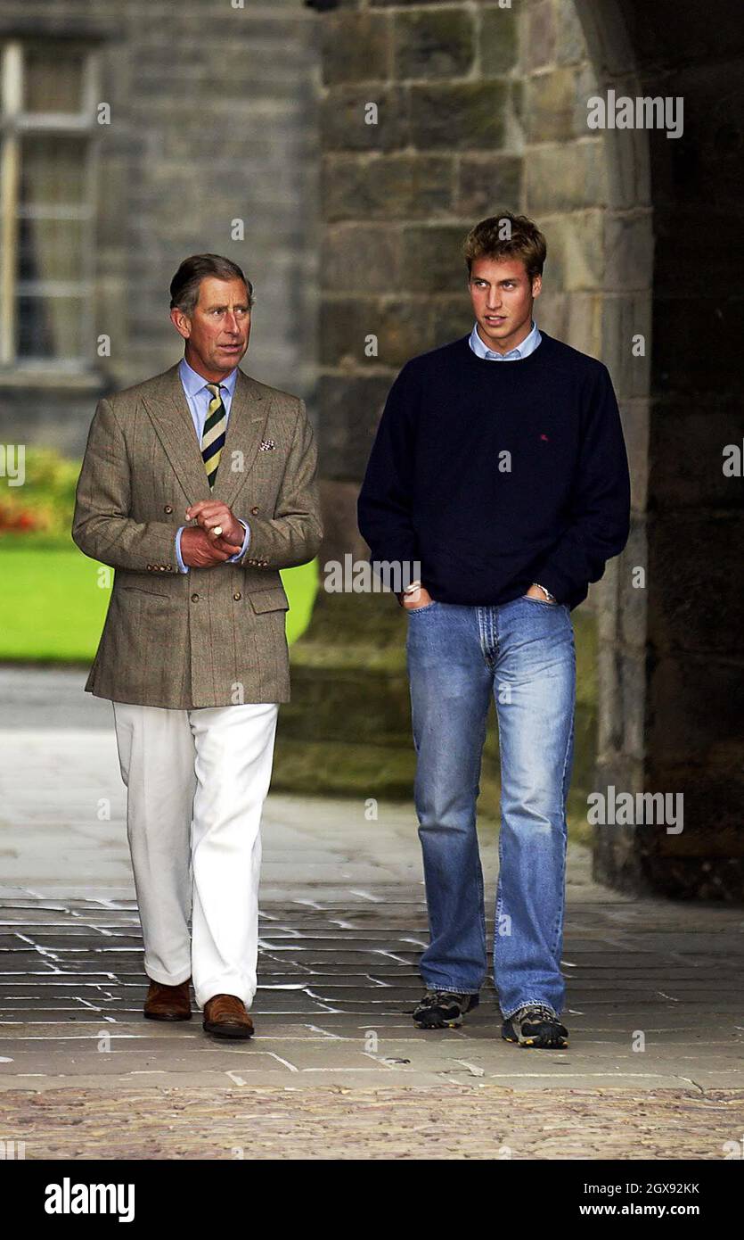 Prince William arrives at St Andrews university in Scotland with father ...