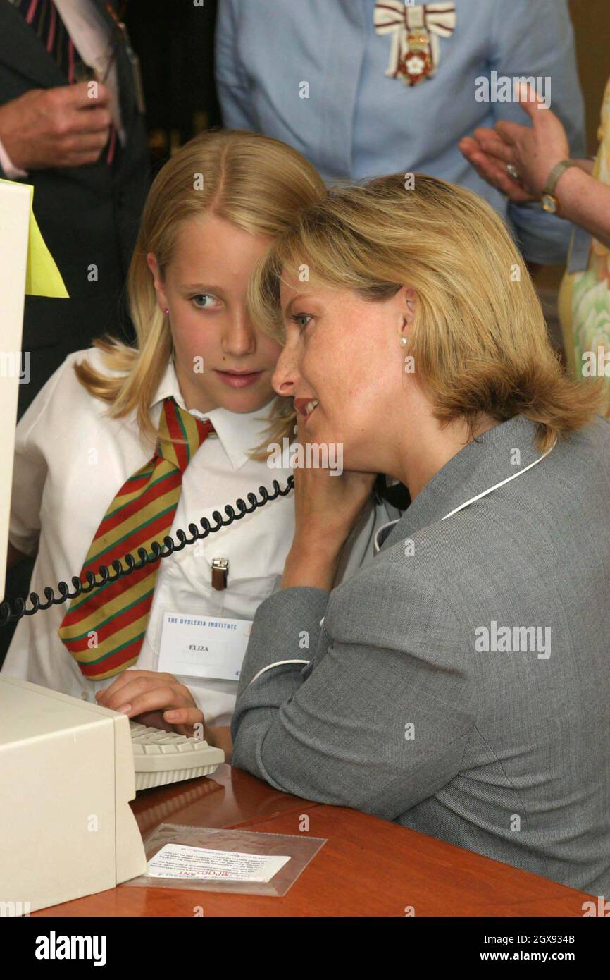 Sophie countess wessex and phone hi-res stock photography and images ...