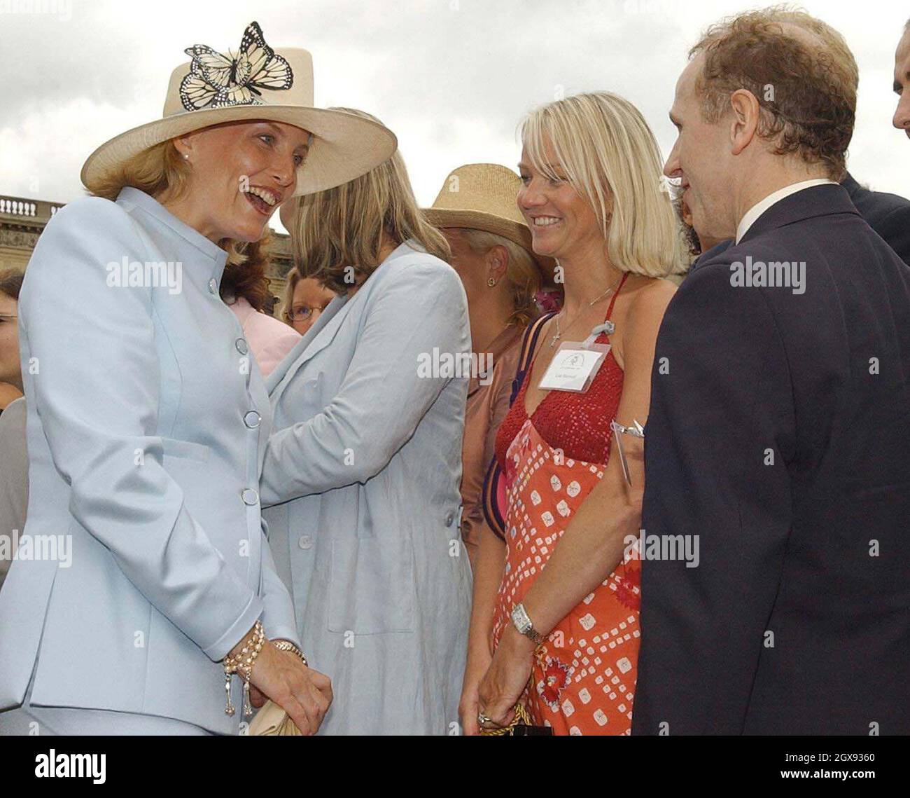 The Countess of Wessex (left) meets dancer Wayne Sleep (far right) and ...