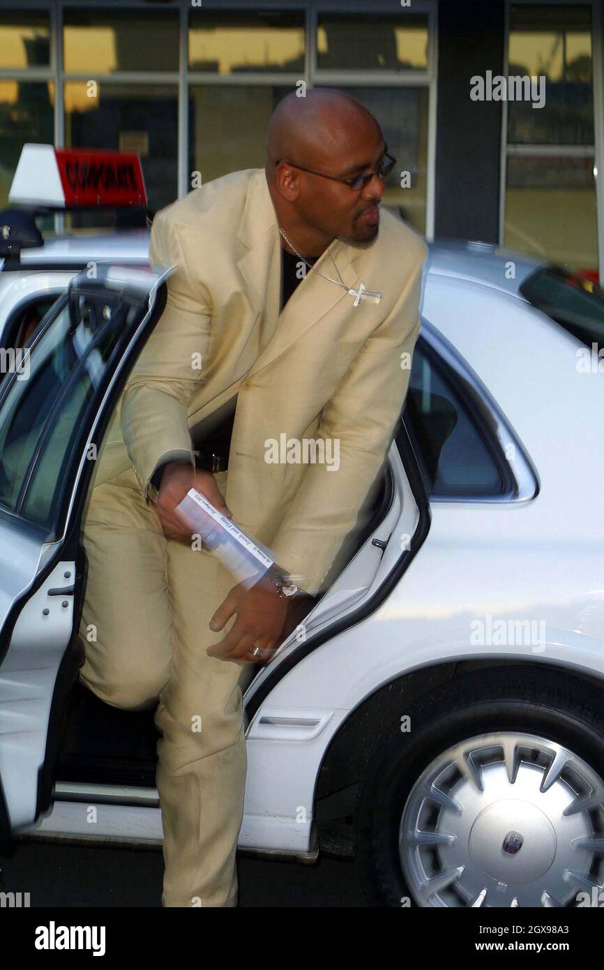 Jonah Lomu arriving by himself at his and Fiona's post wedding party at ...