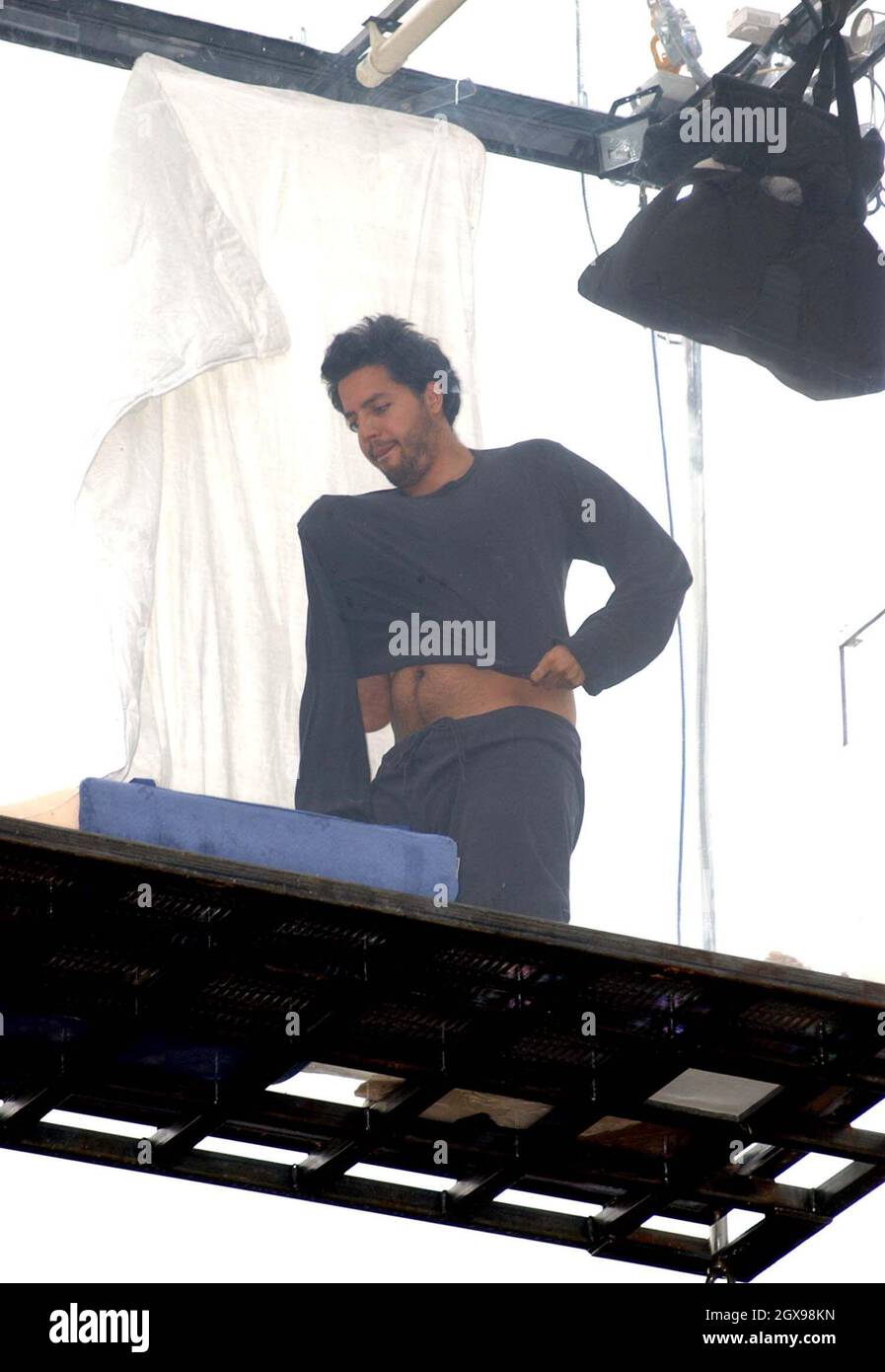 David Blaine in the glass box for his latest stunt spending 44 days ...