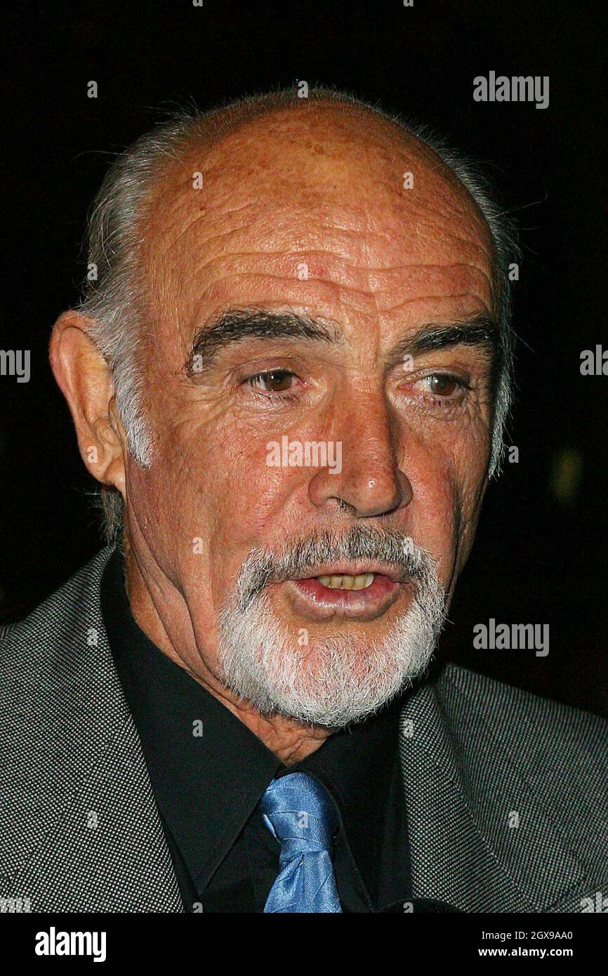 Sean Connery at the film premiere of The LEAGUE of the extraordinary ...