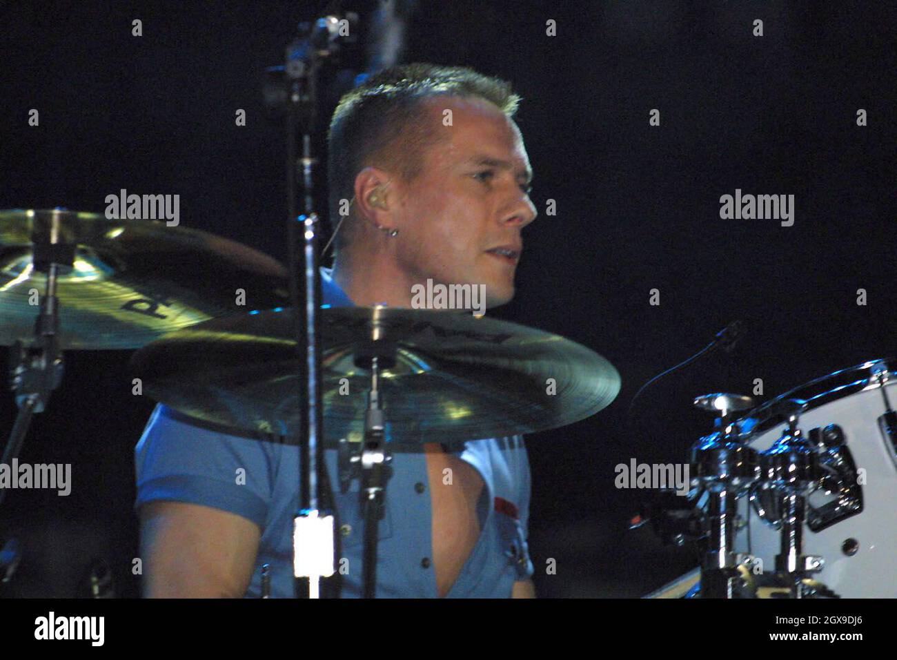 Larry Mullen Junior performing with U2 at Sunrise, Florida Stock Photo ...