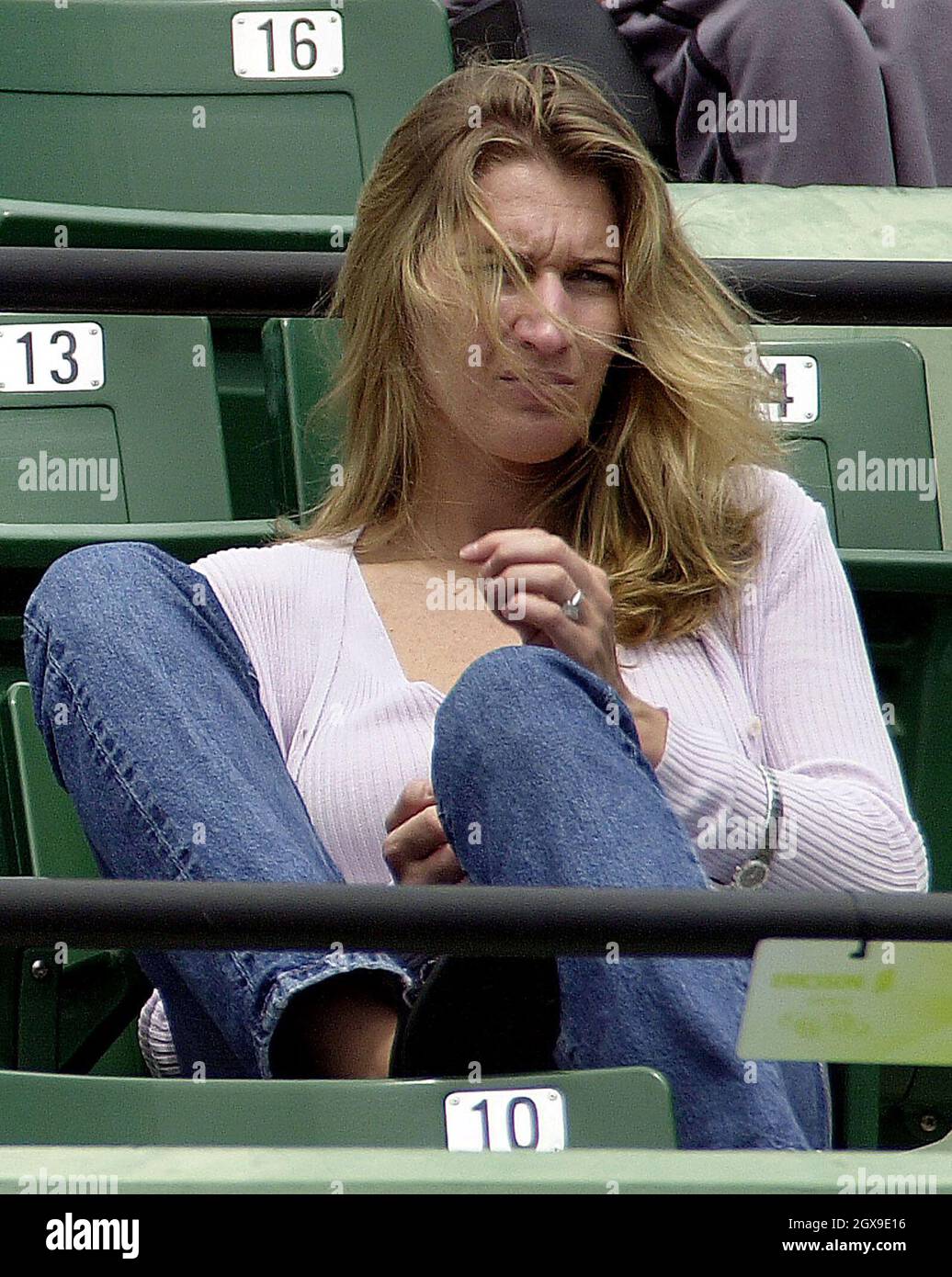Steffi graf watches hi-res stock photography and images - Alamy