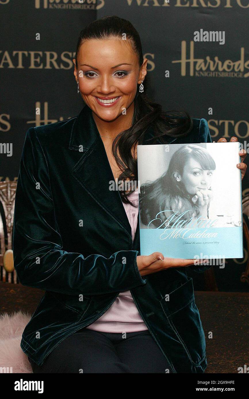 Martine McCutcheon at Waterstones in Harrod's, London Stock Photo - Alamy