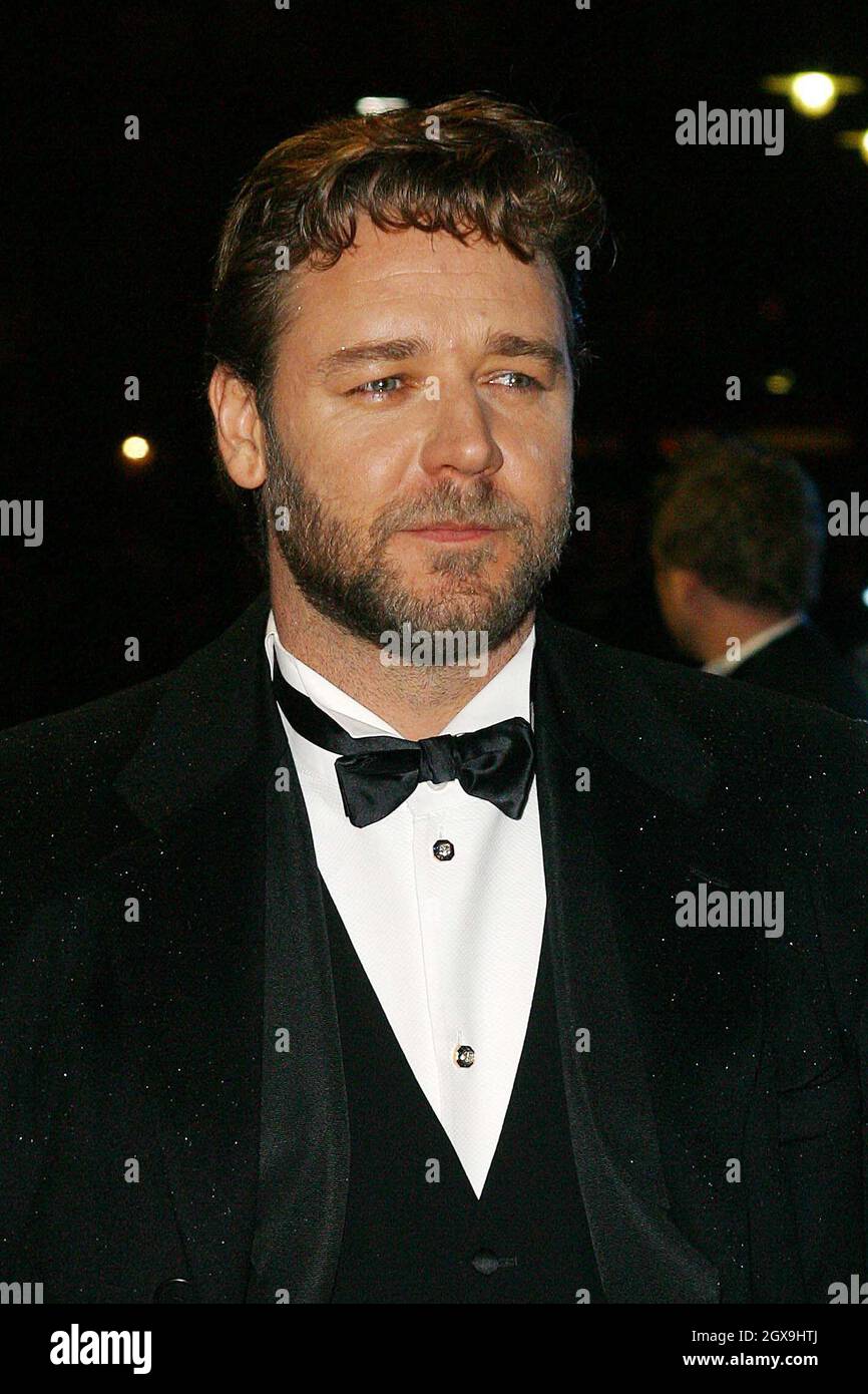 Russell Crowe at the premiere of 'Master and Commander' at the Odeon ...
