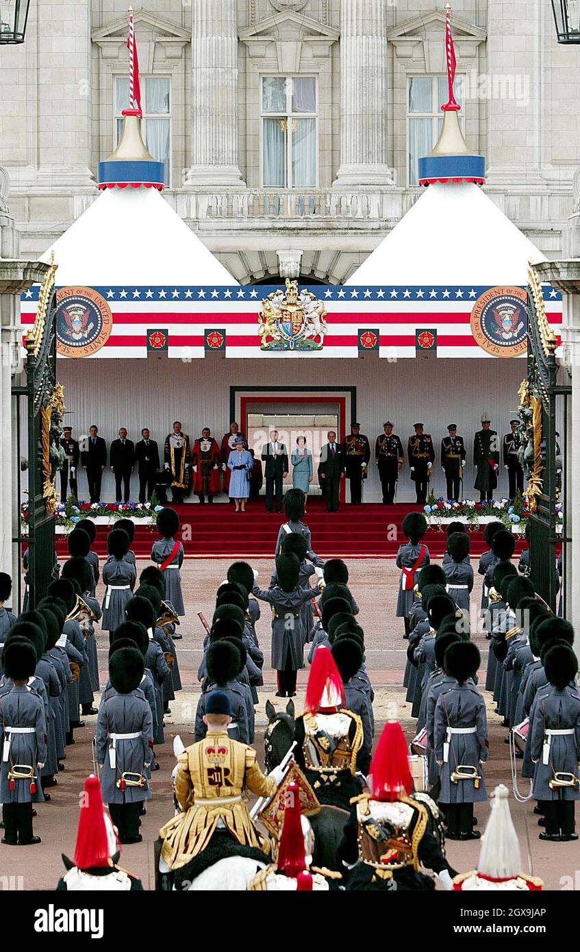 U.S. President George W. Bush (rear centre 2L) and his wife Laura (rear ...