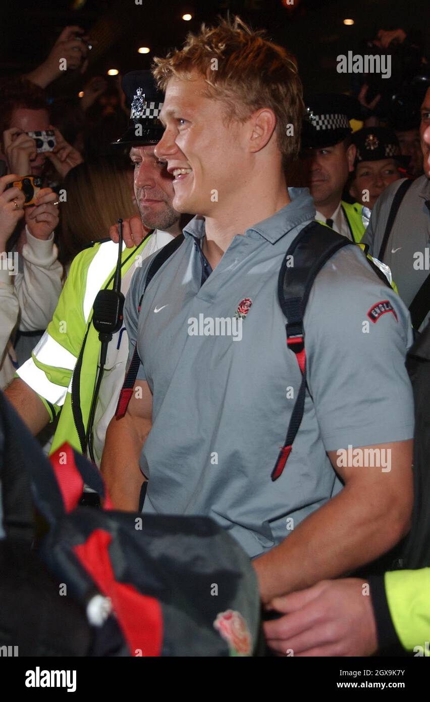 Josh Lewsey arrives at Heathrow Airport Stock Photo - Alamy