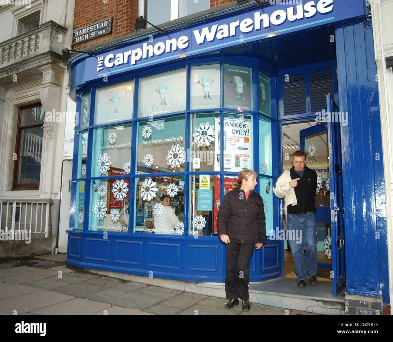 Suggs and his wife Anne McPherson spotted shopping for a mobile phone ...