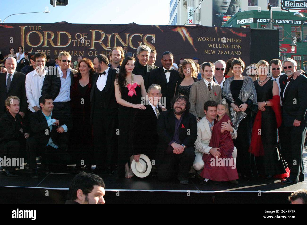The Cast and Production Crew at the Lord of the Rings 3 Premiere Day in ...