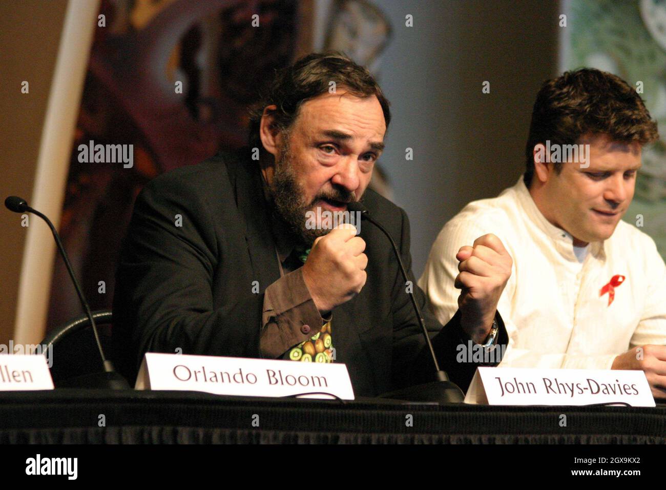 John Rhys-Davies and Sean Astin at the Lord of the Rings 3 Premiere Day ...