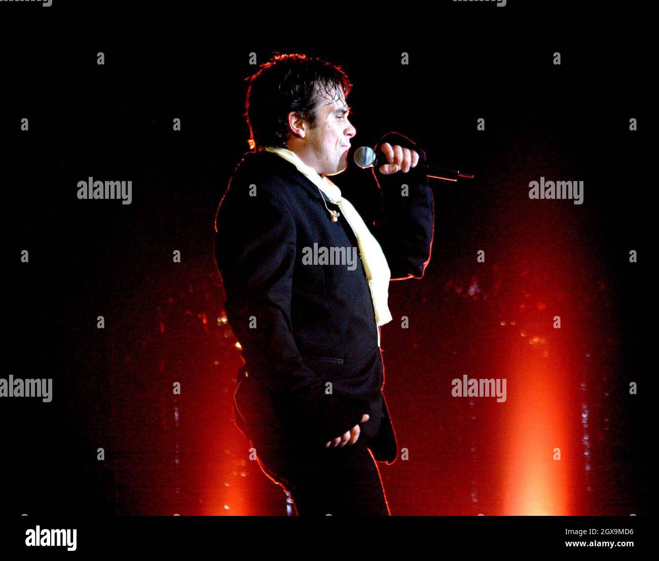 Robbie Williams live in concert at Western Springs, Auckland, New ...