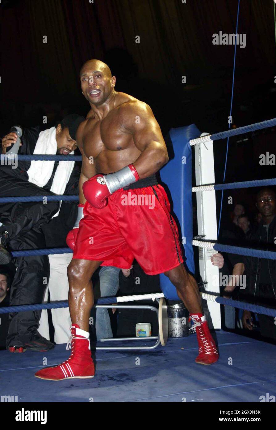 Ex gladiator Rhino wins his un-licensed boxing bout in the hammersmith ...