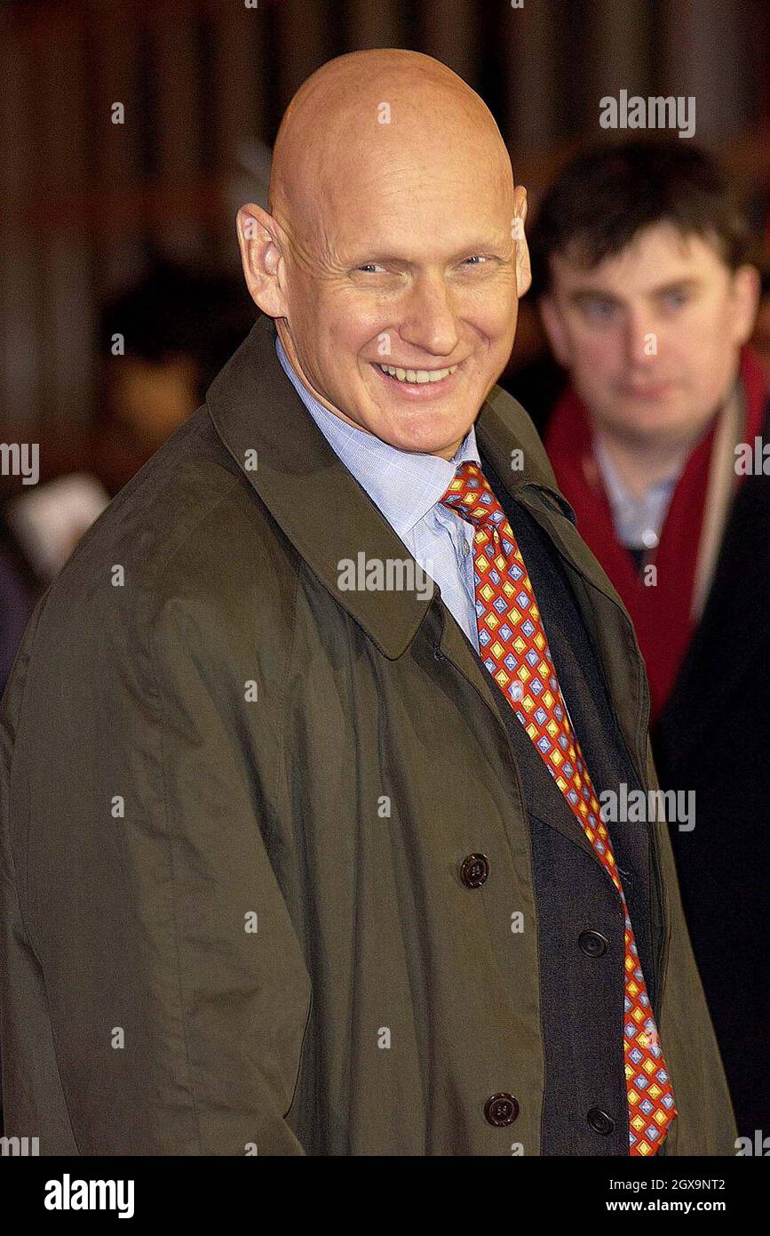 Duncan Goodhew arrives for the BBC Sports Personality of the Year 2003 ...