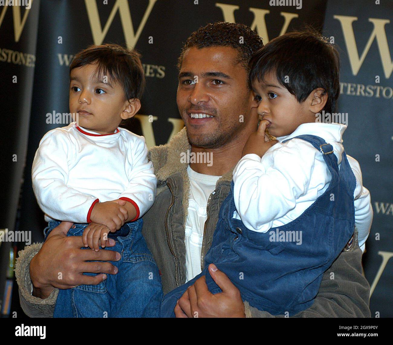 Jason Robinson at the signing of his autobiography at Waterstone's ...