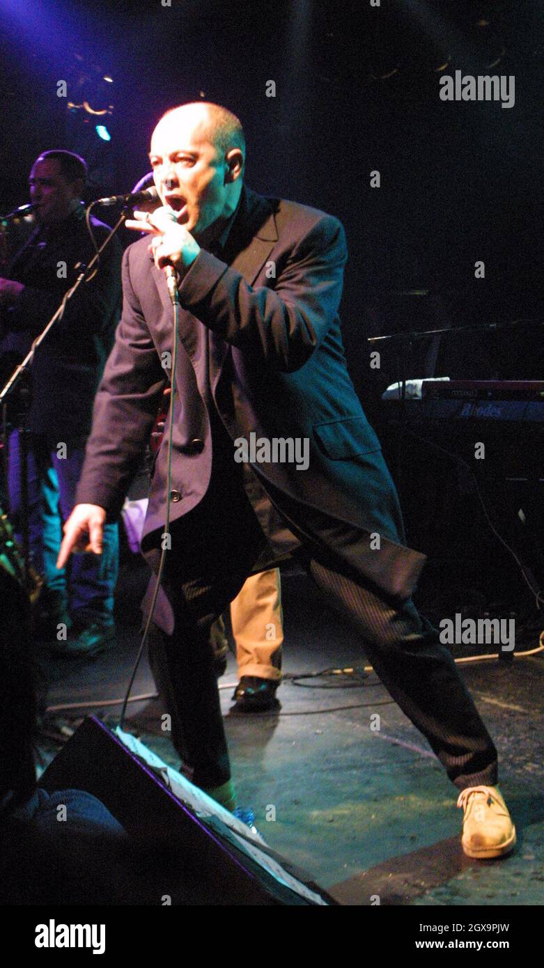Ian drury and the blockheads hi-res stock photography and images - Alamy