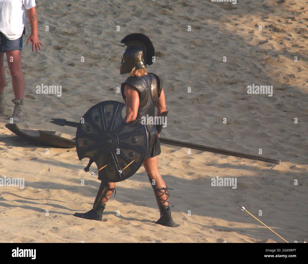 Brad Pitt on the set of Troy in Malta Stock Photo - Alamy