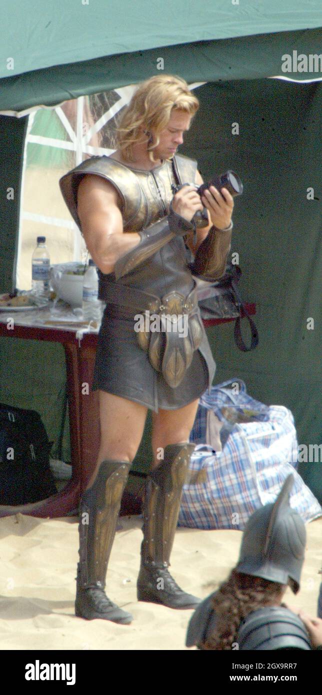 Brad Pitt on the set of Troy in Malta Stock Photo - Alamy