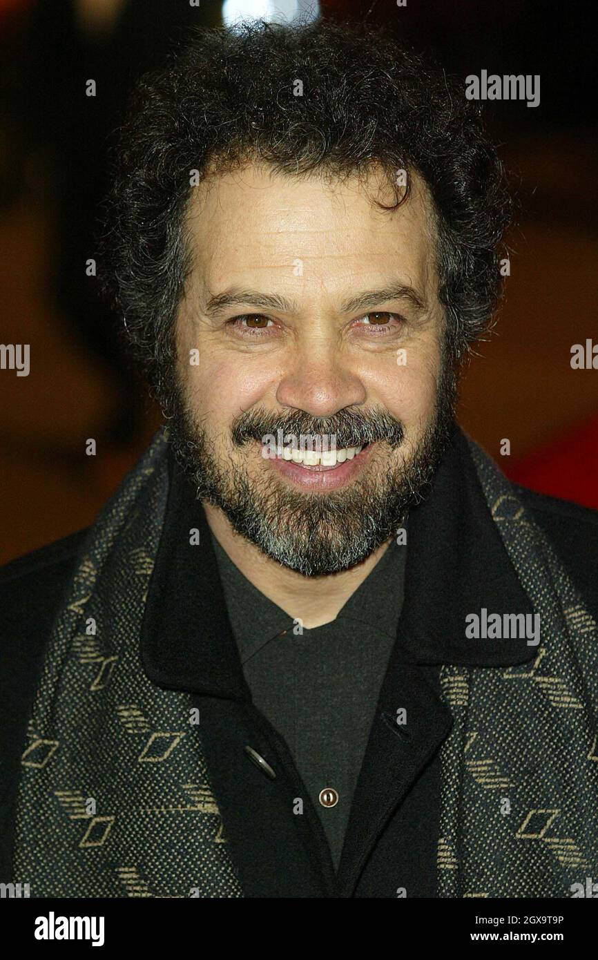 Edward Zwick at the UK Premiere of The Last Samurai in London's ...