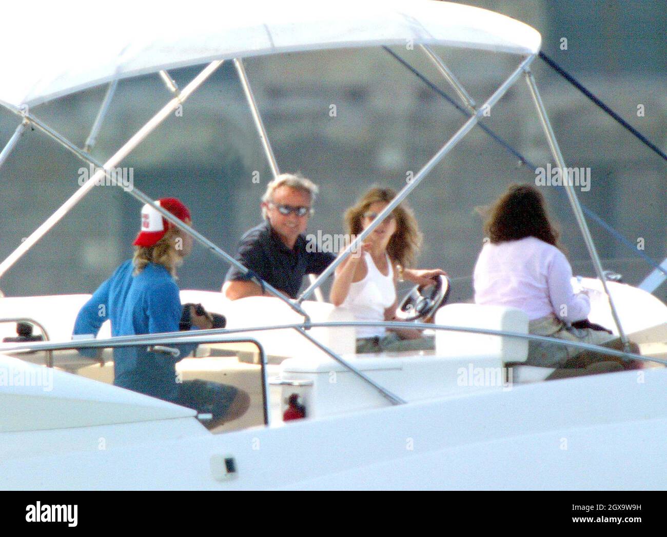 Brad Pitt and Jennifer Aniston taking a romantic break on a boat in ...