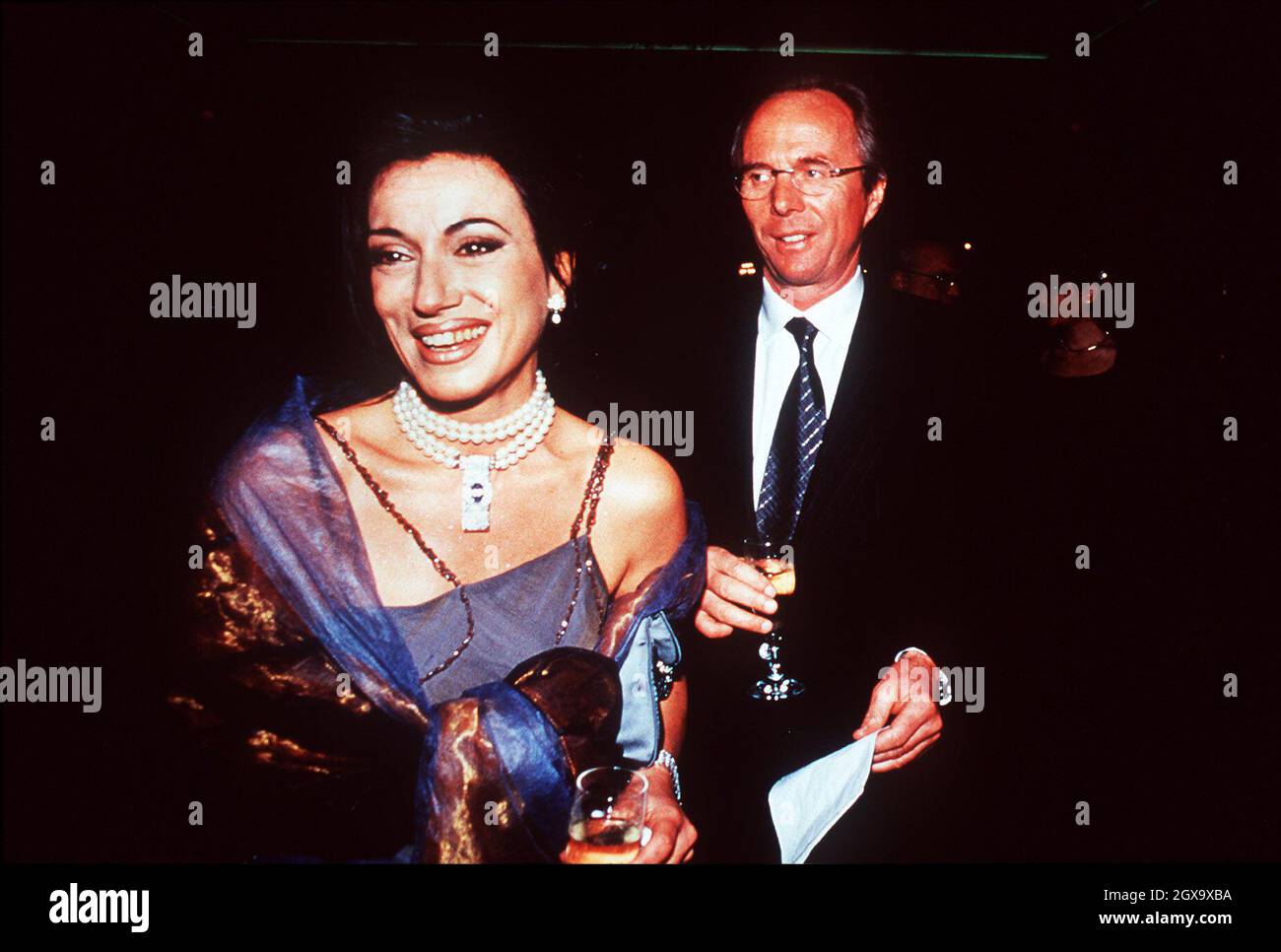 SVEN GORAN ERIKSON & GIRLFRIEND Stock Photo - Alamy